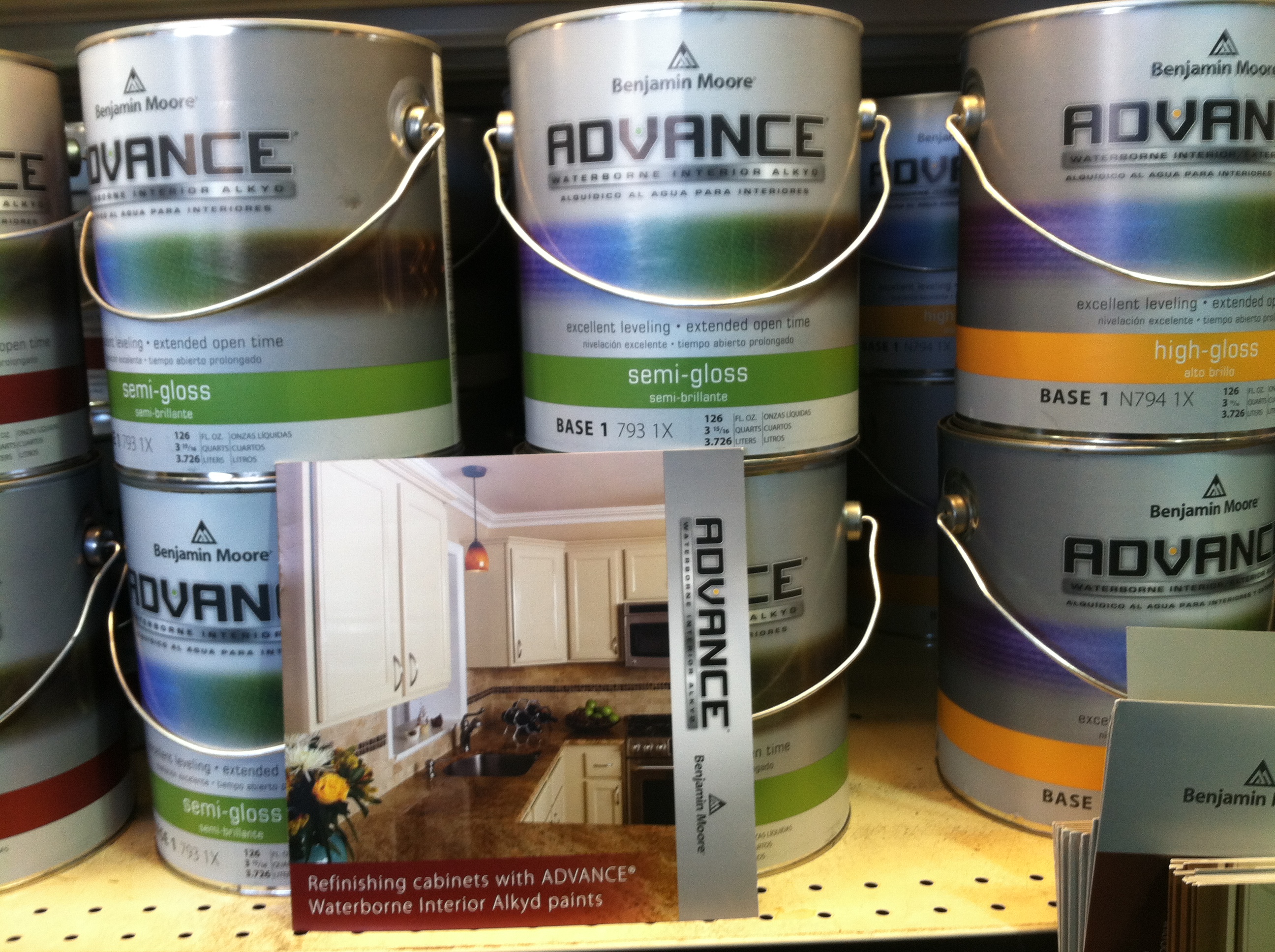 Painting Shelves to Avoid the Tackiness Factor – Mayfield Color Consulting